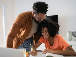 How to Successfully Move Your Child to Online School Mid-Year