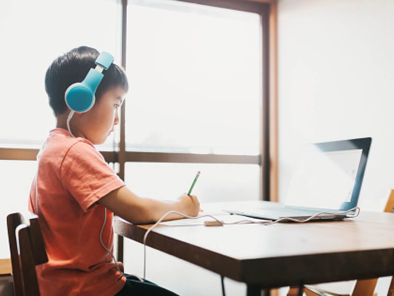 Online School vs Public School: Best Choice for Your Child?