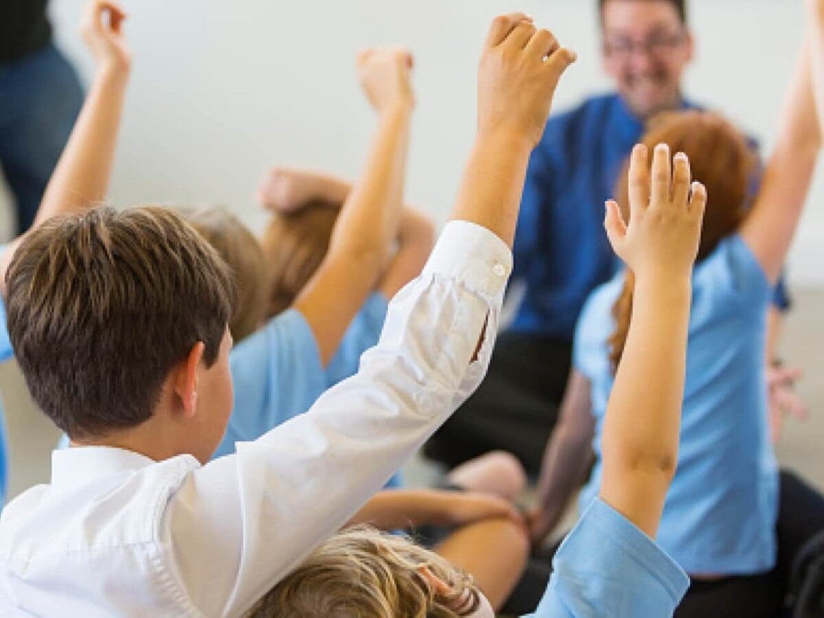 Online School vs Public School: Best Choice for Your Child?