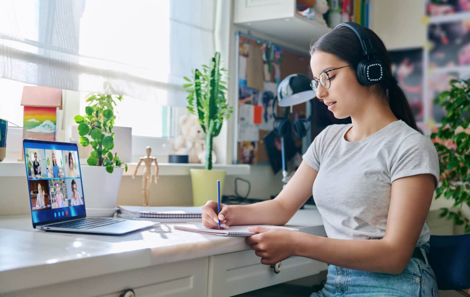 Explore Free Online School Options for Students with autism